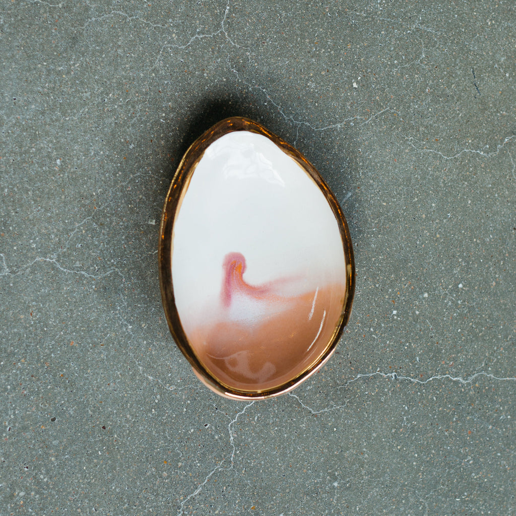 Abalone Ritual Dish in Desert with 22K Gold – Karacotta Ceramics